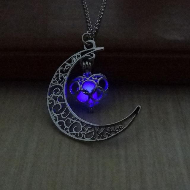 Moon heart necklace store